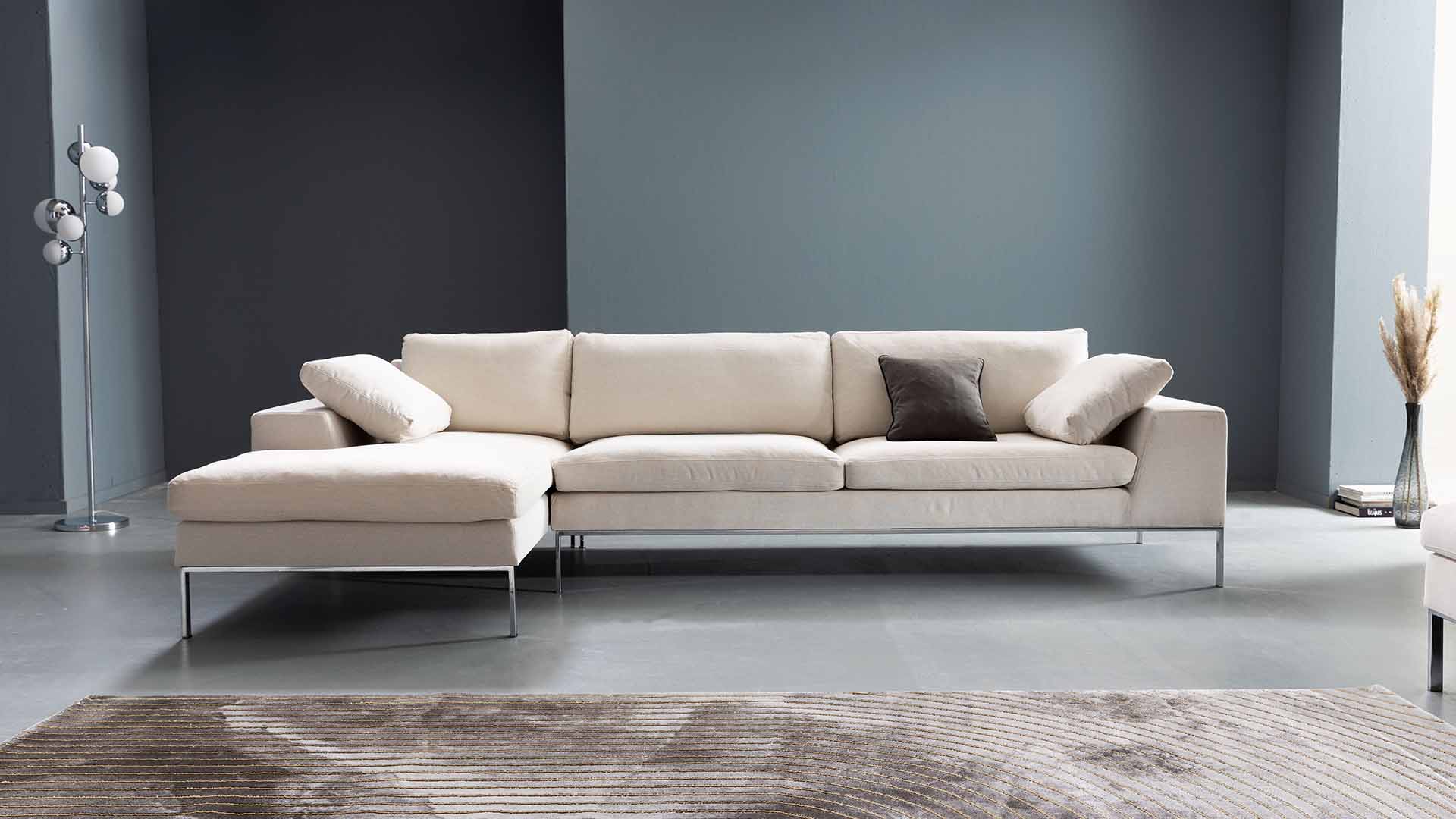Designer Ledersofa Helgesen | VON WILMOWSKY